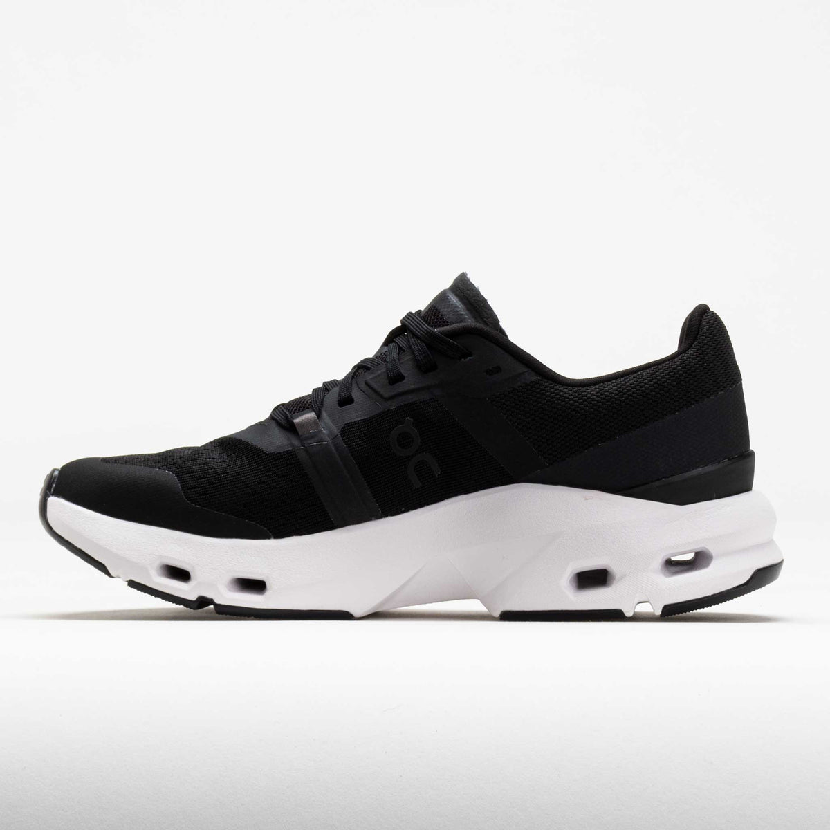 On Cloudpulse Women's Black/White – Holabird Sports
